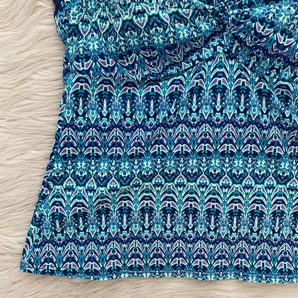 Title nine | Swim | Title Nine Blue Printed Knot Front Pele Tankini Top ...